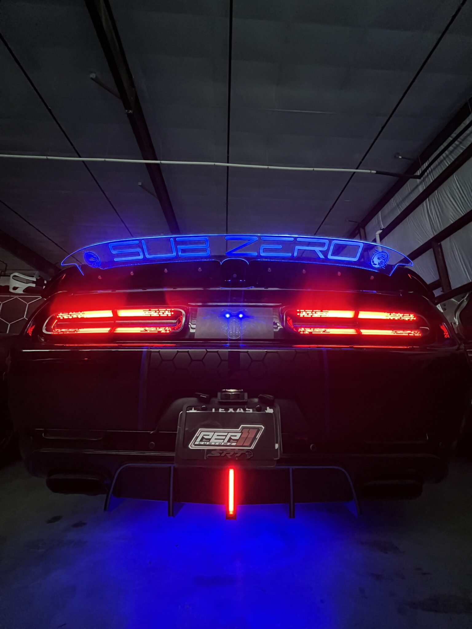 Challenger Diffuser with Brake Light - Pep11Customz