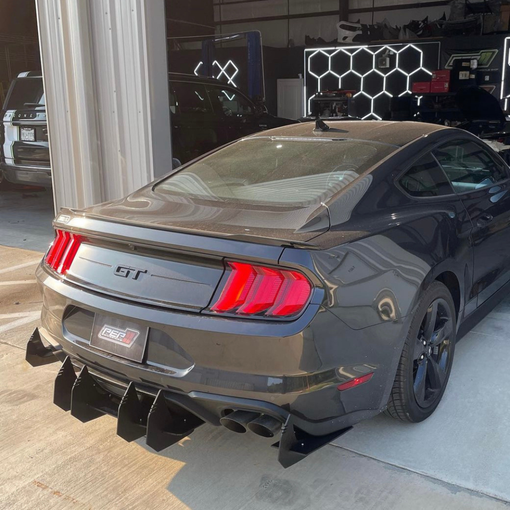 Mustang Pep11 Big Fin Diffuser - Pep11Customz