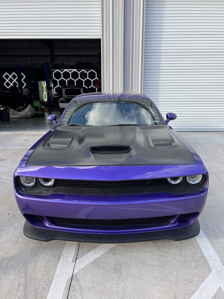 Challenger Hellcat style Hood 2008-2023 *WE DO NOT OFFER SHIPPING FOR ...