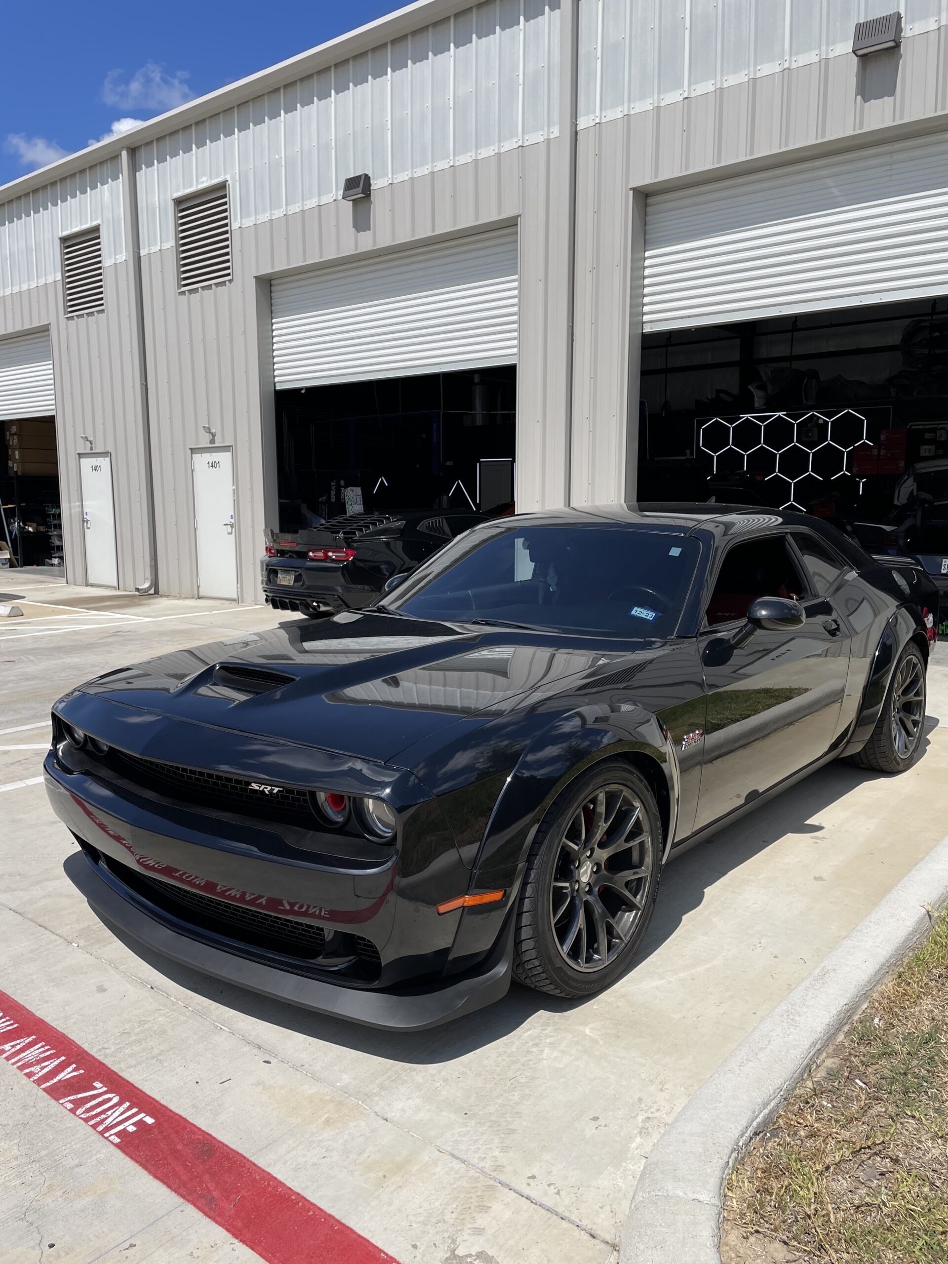 Challenger hellcat full widebody kit *WE DO NOT OFFER SHIPPING FOR ...