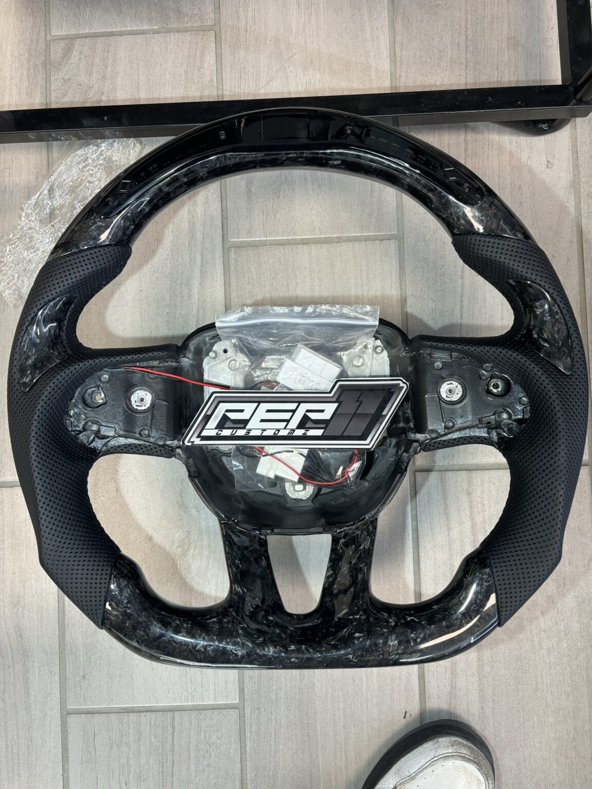 * Forged carbon LED RPM steering wheel “Black on Black” - Pep11Customz
